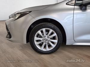 Pelēks Toyota Corolla 2023 Tallina, ar dzinēja tilpumu 1.80 L un nobraukumu 83 tūkst. km par 21990 €, foto 15 vietnē AUTOMOTO.COM.LV