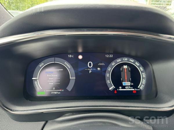 Grey Toyota Corolla 2023 in Riga, with an engine capacity of 1.80 L and mileage of 78 thousand km for 19850 €, photo 11 on AUTOMOTO.COM.LV