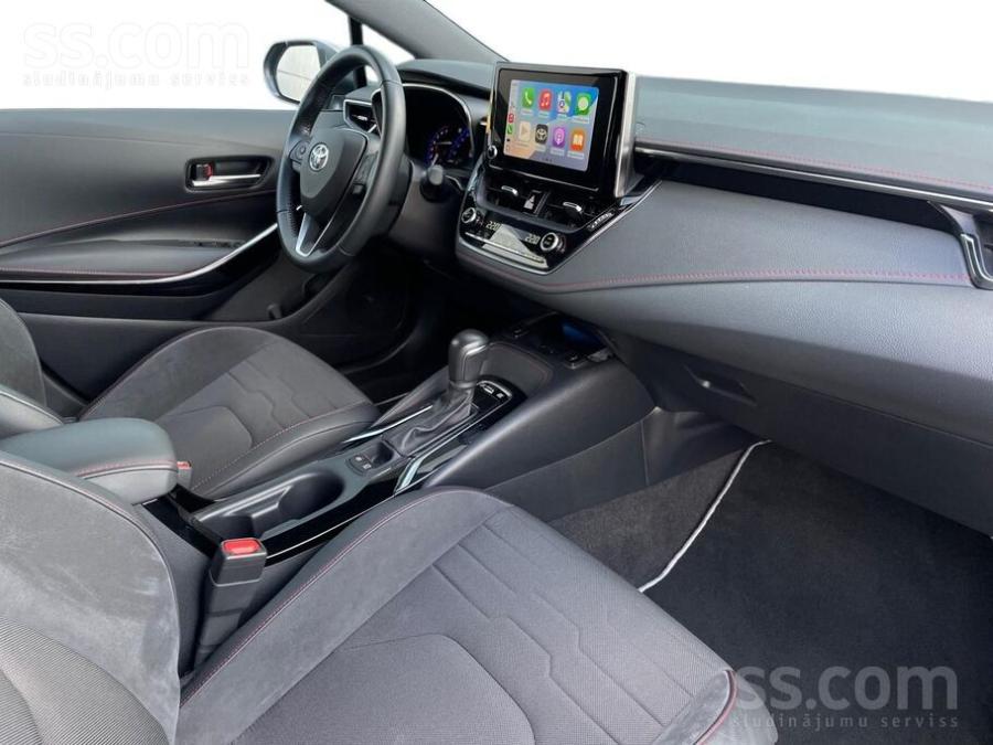 Pelēks Toyota Corolla 2023 Rīga, ar dzinēja tilpumu 1.80 L un nobraukumu 76 tūkst. km par 26590 €, foto 7 vietnē AUTOMOTO.COM.LV