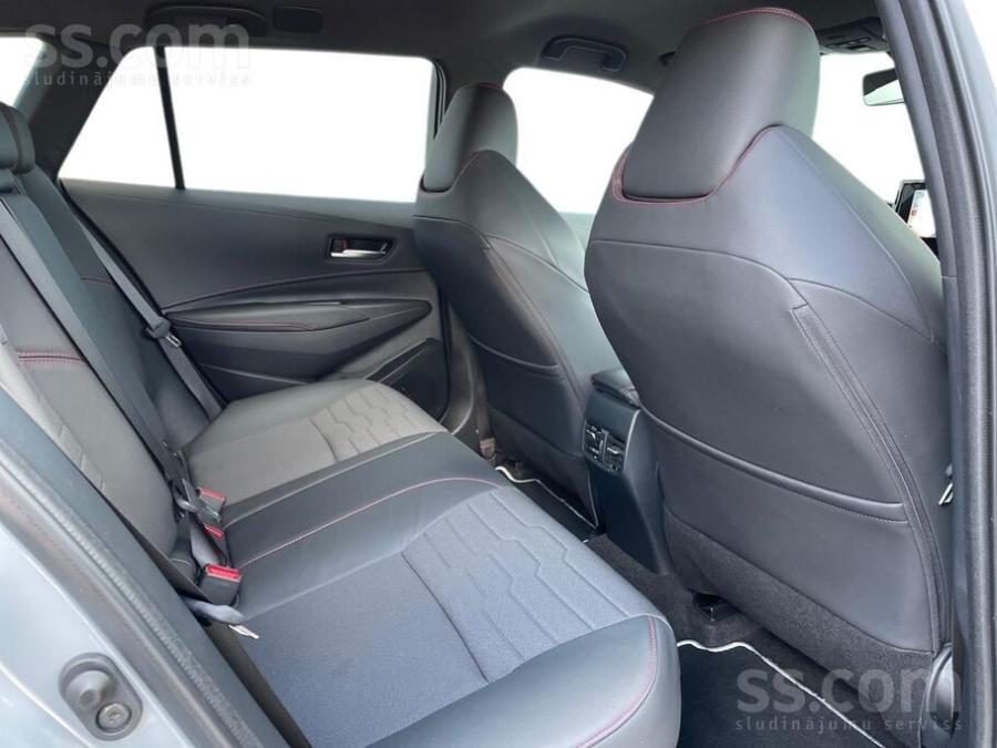 Pelēks Toyota Corolla 2023 Rīga, ar dzinēja tilpumu 1.80 L un nobraukumu 76 tūkst. km par 26590 €, foto 8 vietnē AUTOMOTO.COM.LV