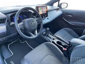 Pelēks Toyota Corolla 2023 Rīga, ar dzinēja tilpumu 1.80 L un nobraukumu 76 tūkst. km par 26590 €, foto 12 vietnē AUTOMOTO.COM.LV