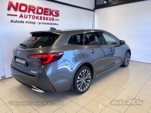 Grey Toyota Corolla 2023 in Tallinn, with an engine capacity of 1.80 L and mileage of 86 thousand km for 21490 €, photo 3 on AUTOMOTO.COM.LV