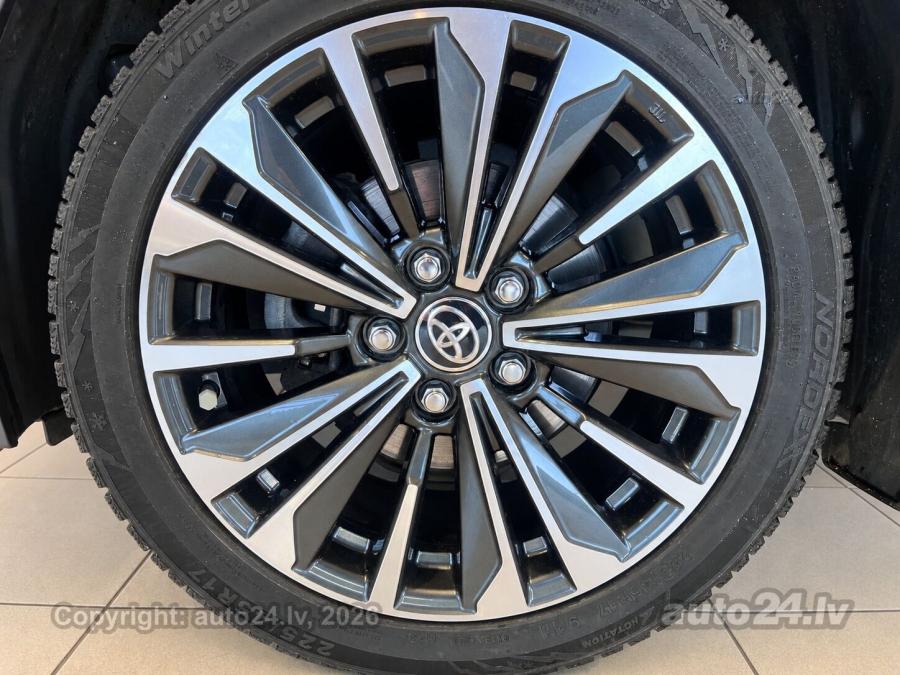 Grey Toyota Corolla 2023 in Tallinn, with an engine capacity of 1.80 L and mileage of 86 thousand km for 21490 €, photo 22 on AUTOMOTO.COM.LV
