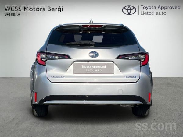 Pelēks Toyota Corolla 2023 Rīga, ar dzinēja tilpumu 1.80 L un nobraukumu 57 tūkst. km par 20990 €, foto 5 vietnē AUTOMOTO.COM.LV