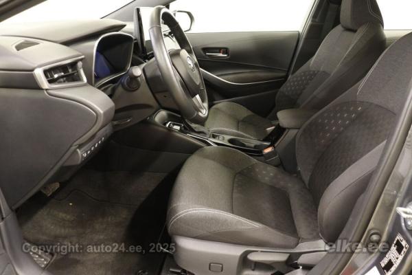 Pelēks Toyota Corolla 2024 Tallina, ar dzinēja tilpumu 1.80 L un nobraukumu 40 tūkst. km par 24500 €, foto 11 vietnē AUTOMOTO.COM.LV