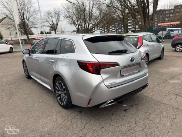 Pelēks Toyota Corolla 2024 Kauņa, ar dzinēja tilpumu 1.80 L un nobraukumu 24 tūkst. km par 30527 €, foto 5 vietnē AUTOMOTO.COM.LV