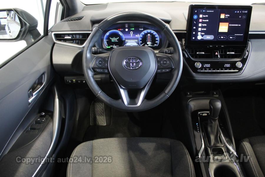 Pelēks Toyota Corolla 2024 Tallina, ar dzinēja tilpumu 1.80 L un nobraukumu 51 tūkst. km par 24990 €, foto 10 vietnē AUTOMOTO.COM.LV