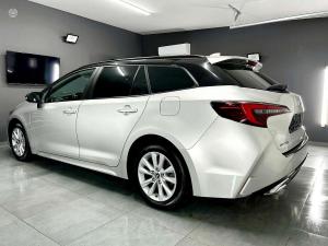 Grey Toyota Corolla 2024 in Utena, with an engine capacity of 1.80 L and mileage of 64 thousand km for 20350 €, photo 14 on AUTOMOTO.COM.LV