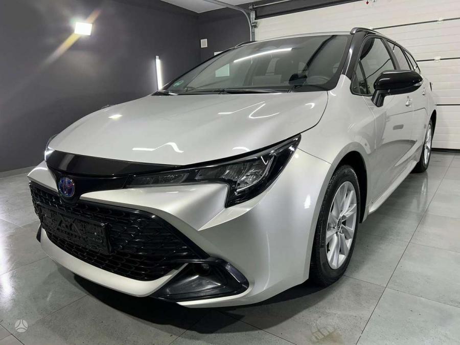Grey Toyota Corolla 2024 in Utena, with an engine capacity of 1.80 L and mileage of 64 thousand km for 20350 €, photo 25 on AUTOMOTO.COM.LV
