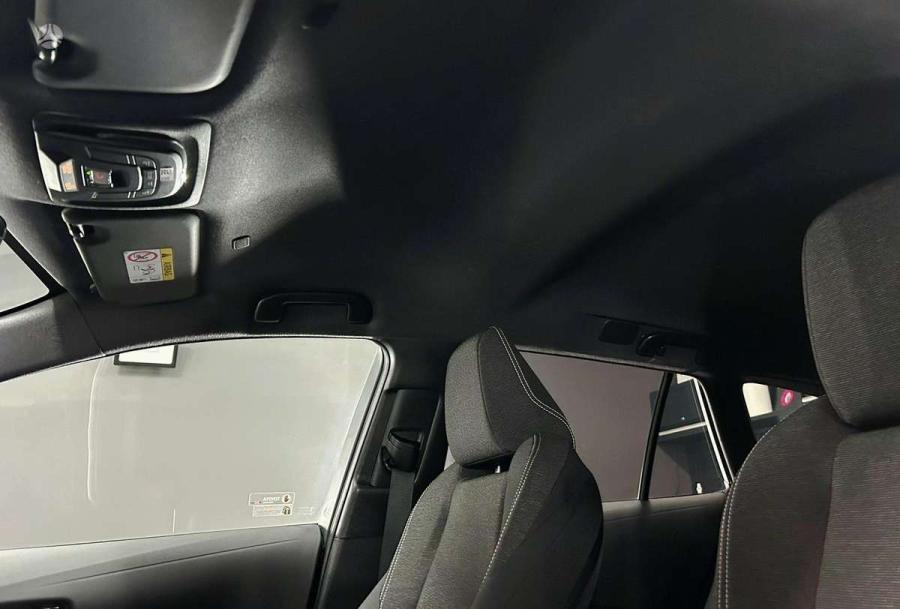 Grey Toyota Corolla 2024 in Utena, with an engine capacity of 1.80 L and mileage of 64 thousand km for 20350 €, photo 26 on AUTOMOTO.COM.LV