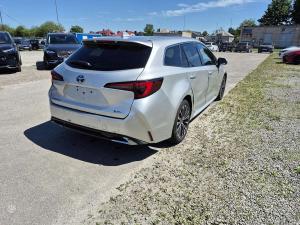Grey Toyota Corolla 2024 in Siauliai, with an engine capacity of 1.80 L and mileage of 154 thousand km for 15900 €, photo 4 on AUTOMOTO.COM.LV
