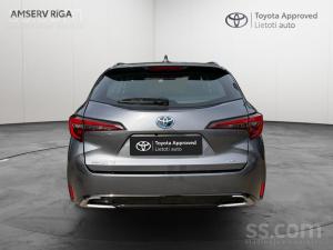 Pelēks Toyota Corolla 2024 Rīga, ar dzinēja tilpumu 1.80 L un nobraukumu 109 tūkst. km par 22400 €, foto 5 vietnē AUTOMOTO.COM.LV