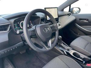 Pelēks Toyota Corolla 2025 Klaipėda, ar dzinēja tilpumu 1.80 L un nobraukumu 12 tūkst. km par 27900 €, foto 11 vietnē AUTOMOTO.COM.LV