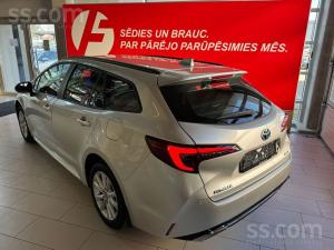 Серый Тойота Королла 2025 в Рига, объемом двигателя 1.80 л и пробегом 20 тыс. км за 25850 €, фото 4 на AUTOMOTO.COM.LV