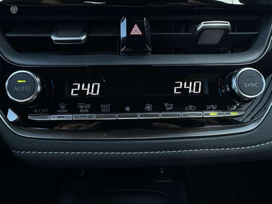 Pelēks Toyota Corolla 2025 Viļņa, ar dzinēja tilpumu 1.80 L un nobraukumu 38 tūkst. km par 23950 €, foto 19 vietnē AUTOMOTO.COM.LV