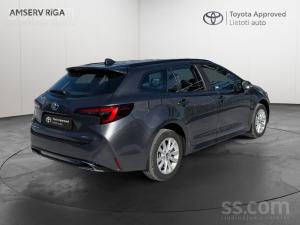 Grey Toyota Corolla 2025 in Riga, with an engine capacity of 1.80 L and mileage of 36 thousand km for 23900 €, photo 3 on AUTOMOTO.COM.LV