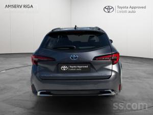 Grey Toyota Corolla 2025 in Riga, with an engine capacity of 1.80 L and mileage of 36 thousand km for 23900 €, photo 5 on AUTOMOTO.COM.LV