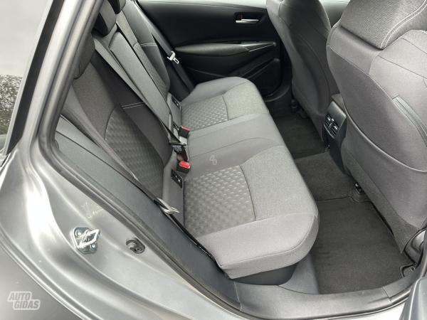 Pelēks Toyota Corolla 2025 Avižieniai, ar dzinēja tilpumu 1.80 L un nobraukumu 42 tūkst. km par 22500 €, foto 8 vietnē AUTOMOTO.COM.LV