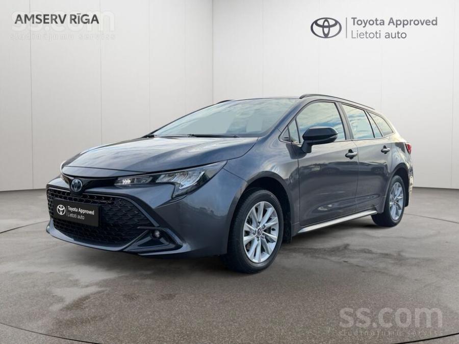 Pelēks Toyota Corolla 2025 Rīga, ar dzinēja tilpumu 1.80 L un nobraukumu 23 tūkst. km par 23900 €, foto 1 vietnē AUTOMOTO.COM.LV