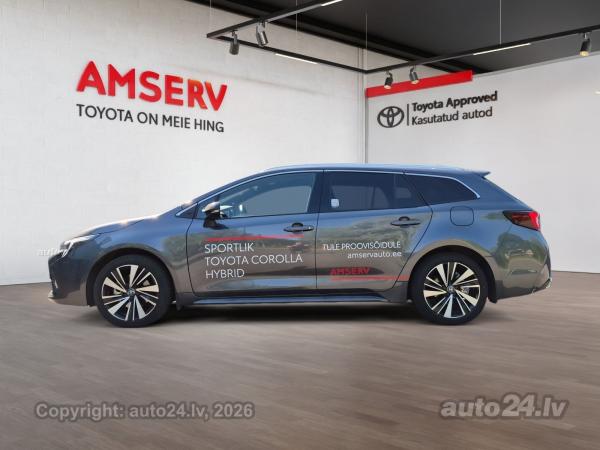 Pelēks Toyota Corolla 2026 Tallina, ar dzinēja tilpumu 2.00 L un nobraukumu 6 tūkst. km par 31990 €, foto 3 vietnē AUTOMOTO.COM.LV