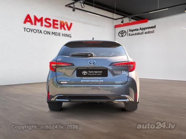 Pelēks Toyota Corolla 2026 Tallina, ar dzinēja tilpumu 2.00 L un nobraukumu 6 tūkst. km par 31990 €, foto 4 vietnē AUTOMOTO.COM.LV