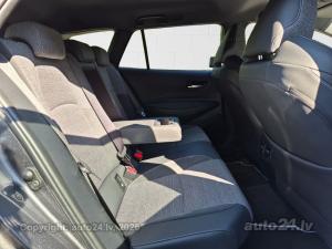 Pelēks Toyota Corolla 2026 Tallina, ar dzinēja tilpumu 2.00 L un nobraukumu 6 tūkst. km par 31990 €, foto 20 vietnē AUTOMOTO.COM.LV