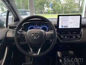 Grey Toyota Corolla 2026 in Ventspils, with an engine capacity of 1.80 L and mileage of 0 thousand km for 32500 €, photo 19 on AUTOMOTO.COM.LV