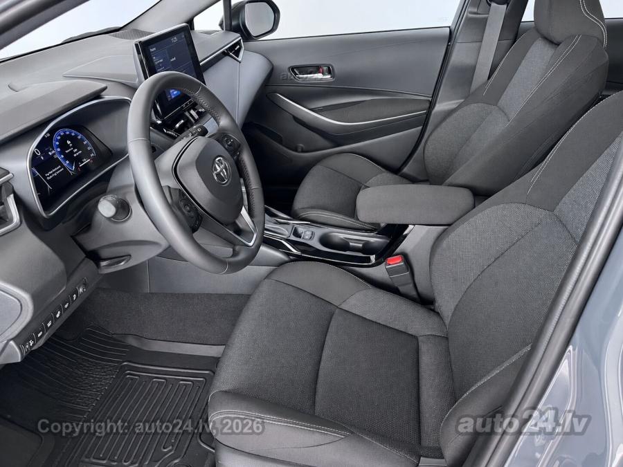 Pelēks Toyota Corolla 2026 Tallina, ar dzinēja tilpumu 1.80 L un nobraukumu 15 tūkst. km par 26990 €, foto 8 vietnē AUTOMOTO.COM.LV