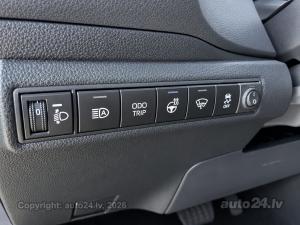 Pelēks Toyota Corolla 2026 Tallina, ar dzinēja tilpumu 1.80 L un nobraukumu 15 tūkst. km par 26990 €, foto 15 vietnē AUTOMOTO.COM.LV