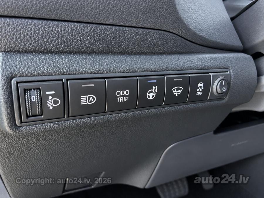 Pelēks Toyota Corolla 2026 Tallina, ar dzinēja tilpumu 1.80 L un nobraukumu 15 tūkst. km par 26990 €, foto 15 vietnē AUTOMOTO.COM.LV