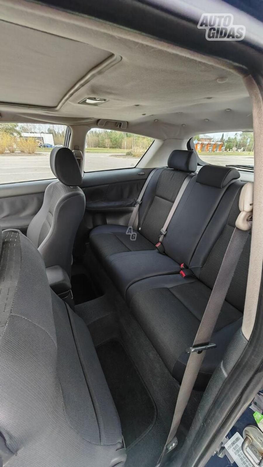 Toyota Corolla 2001 in Vilnius, with an engine capacity of 1.80 L and mileage of 294 thousand km for 2300 €, photo 14 on AUTOMOTO.COM.LV