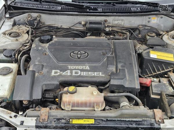 Toyota Corolla 2001 in Jurbarkas, with an engine capacity of 2.00 L and mileage of 241 thousand km for 1700 €, photo 5 on AUTOMOTO.COM.LV