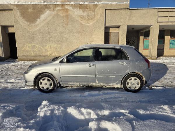 Toyota Corolla 2002 Kauņa, ar dzinēja tilpumu 2.00 L un nobraukumu 365 tūkst. km par 1100 €, foto 3 vietnē AUTOMOTO.COM.LV