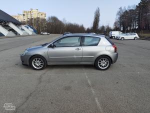Toyota Corolla 2002 in Vilnius, with an engine capacity of 1.80 L and mileage of 223 thousand km for 2650 €, photo 2 on AUTOMOTO.COM.LV