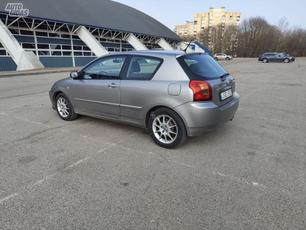 Toyota Corolla 2002 Viļņa, ar dzinēja tilpumu 1.80 L un nobraukumu 223 tūkst. km par 2650 €, foto 3 vietnē AUTOMOTO.COM.LV