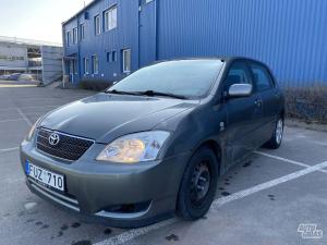 Toyota Corolla 2002 Viļņa, ar dzinēja tilpumu 2.00 L un nobraukumu 219 tūkst. km par 750 €, foto 2 vietnē AUTOMOTO.COM.LV