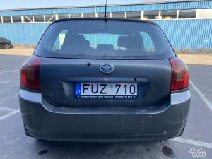 Toyota Corolla 2002 Viļņa, ar dzinēja tilpumu 2.00 L un nobraukumu 219 tūkst. km par 750 €, foto 5 vietnē AUTOMOTO.COM.LV