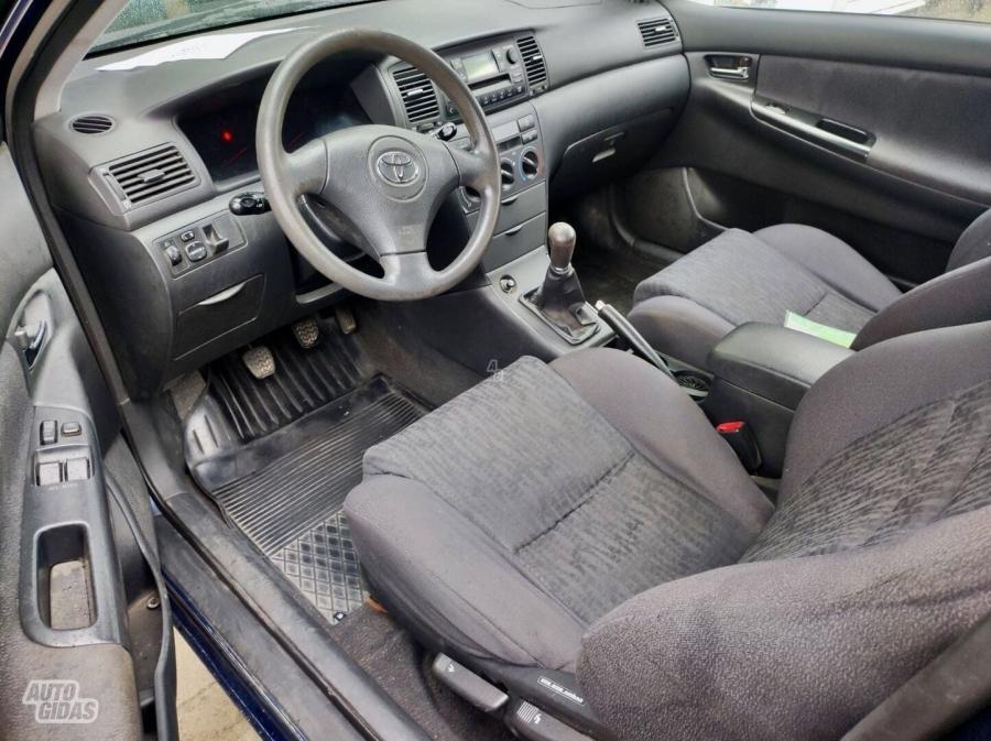 Toyota Corolla 2002 Bliūdžiai, ar dzinēja tilpumu 2.00 L un nobraukumu 214 tūkst. km par 1230 €, foto 5 vietnē AUTOMOTO.COM.LV