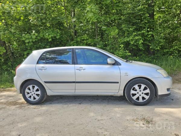 Toyota Corolla 2002 Rīga, ar dzinēja tilpumu 2.00 L un nobraukumu 346 tūkst. km par 750 €, foto 5 vietnē AUTOMOTO.COM.LV