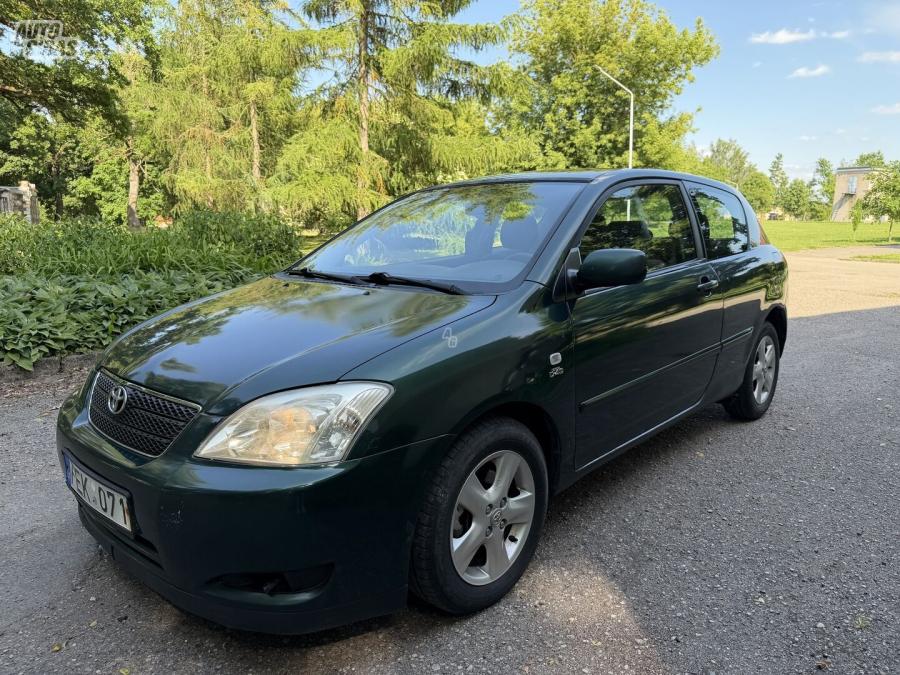 Toyota Corolla 2002 in Radviliskis, with an engine capacity of 2.00 L and mileage of 437 thousand km for 1100 €, photo 4 on AUTOMOTO.COM.LV