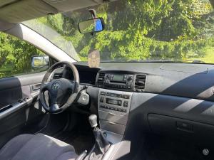 Toyota Corolla 2002 in Radviliskis, with an engine capacity of 2.00 L and mileage of 437 thousand km for 1100 €, photo 8 on AUTOMOTO.COM.LV