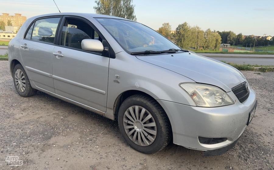 Toyota Corolla 2002 in Marijampole, with an engine capacity of 2.00 L and mileage of 300 thousand km for 750 €, photo 3 on AUTOMOTO.COM.LV