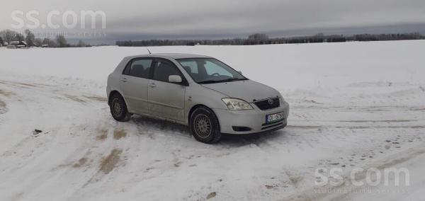 Toyota Corolla 2003 Jēkabpils, ar dzinēja tilpumu 2.00 L un nobraukumu 443 tūkst. km par 850 €, foto 2 vietnē AUTOMOTO.COM.LV