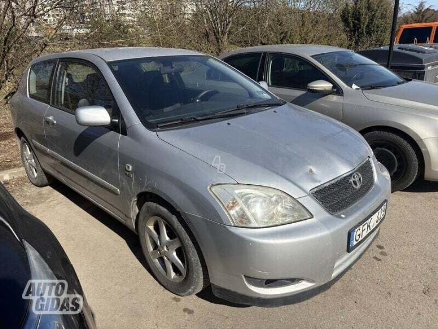 Toyota Corolla 2003 in Vilnius, with an engine capacity of 1.60 L and mileage of 230 thousand km for 590 €, photo 1 on AUTOMOTO.COM.LV