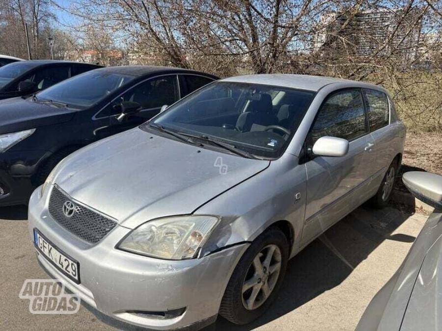 Toyota Corolla 2003 in Vilnius, with an engine capacity of 1.60 L and mileage of 230 thousand km for 590 €, photo 3 on AUTOMOTO.COM.LV