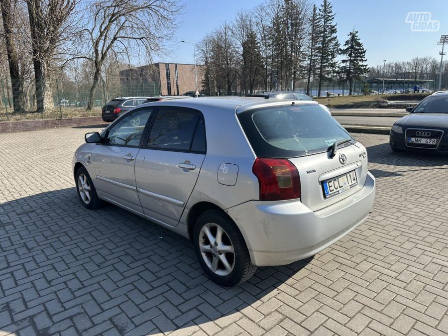 Toyota Corolla 2003 in Klaipeda, with an engine capacity of 2.00 L and mileage of 250 thousand km for 999 €, photo 7 on AUTOMOTO.COM.LV