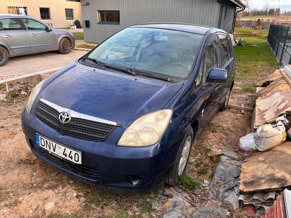 Toyota Corolla 2003 Alīta, ar dzinēja tilpumu 2.00 L un nobraukumu 333 tūkst. km par 350 €, foto 6 vietnē AUTOMOTO.COM.LV