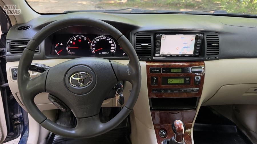 Toyota Corolla 2003 Kauņa, ar dzinēja tilpumu 2.00 L un nobraukumu 339 tūkst. km par 950 €, foto 9 vietnē AUTOMOTO.COM.LV