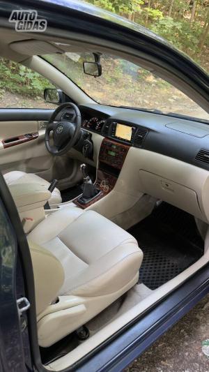Toyota Corolla 2003 Kauņa, ar dzinēja tilpumu 2.00 L un nobraukumu 339 tūkst. km par 950 €, foto 10 vietnē AUTOMOTO.COM.LV