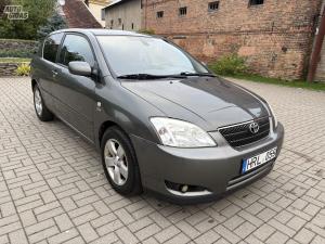 Toyota Corolla 2003 in Vilnius, with an engine capacity of 2.00 L and mileage of 324 thousand km for 1150 €, photo 4 on AUTOMOTO.COM.LV